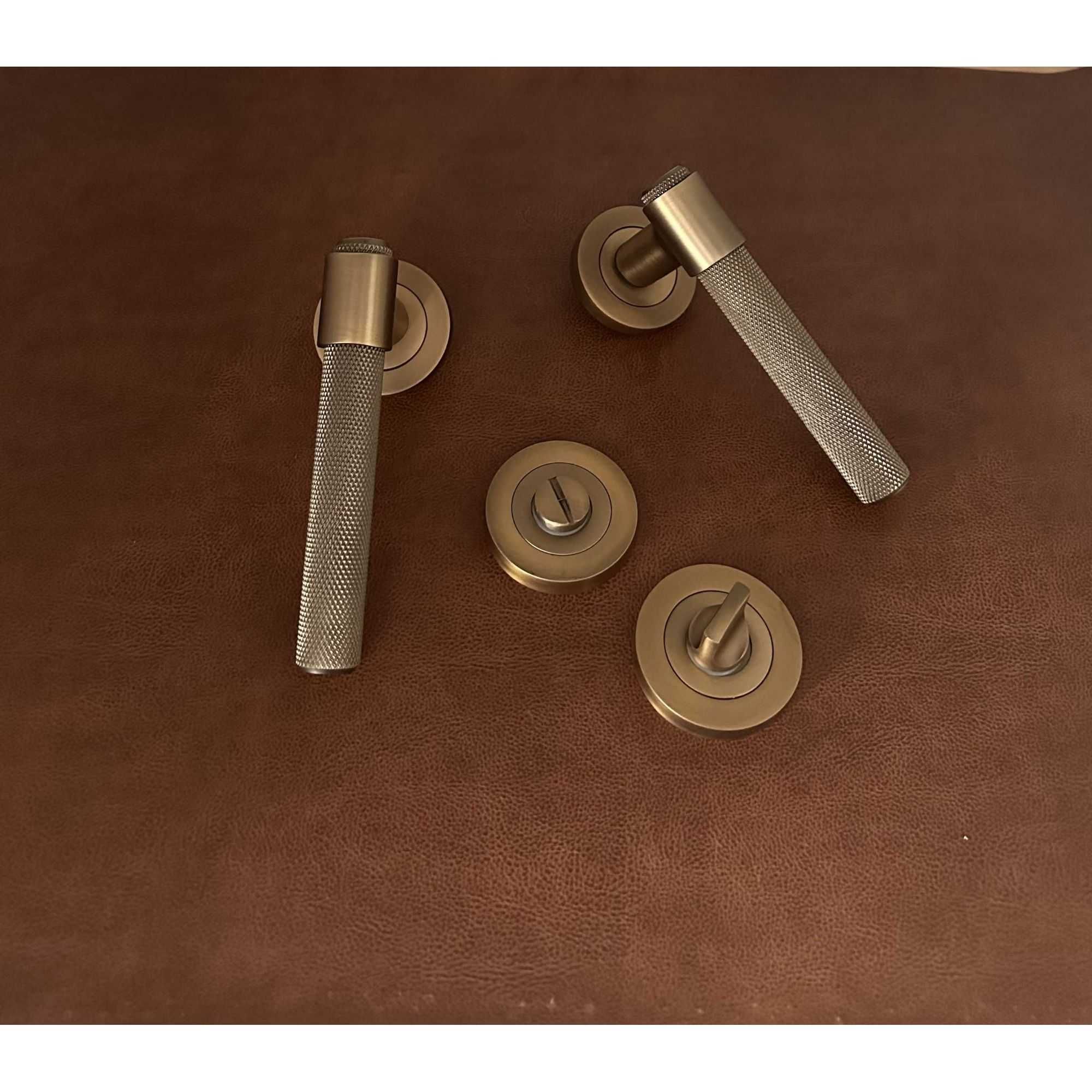 Özen Handles ZK62 Punch Mat Antik Rozetli Wc Banyo Kapı Kolu 1 Takım ...