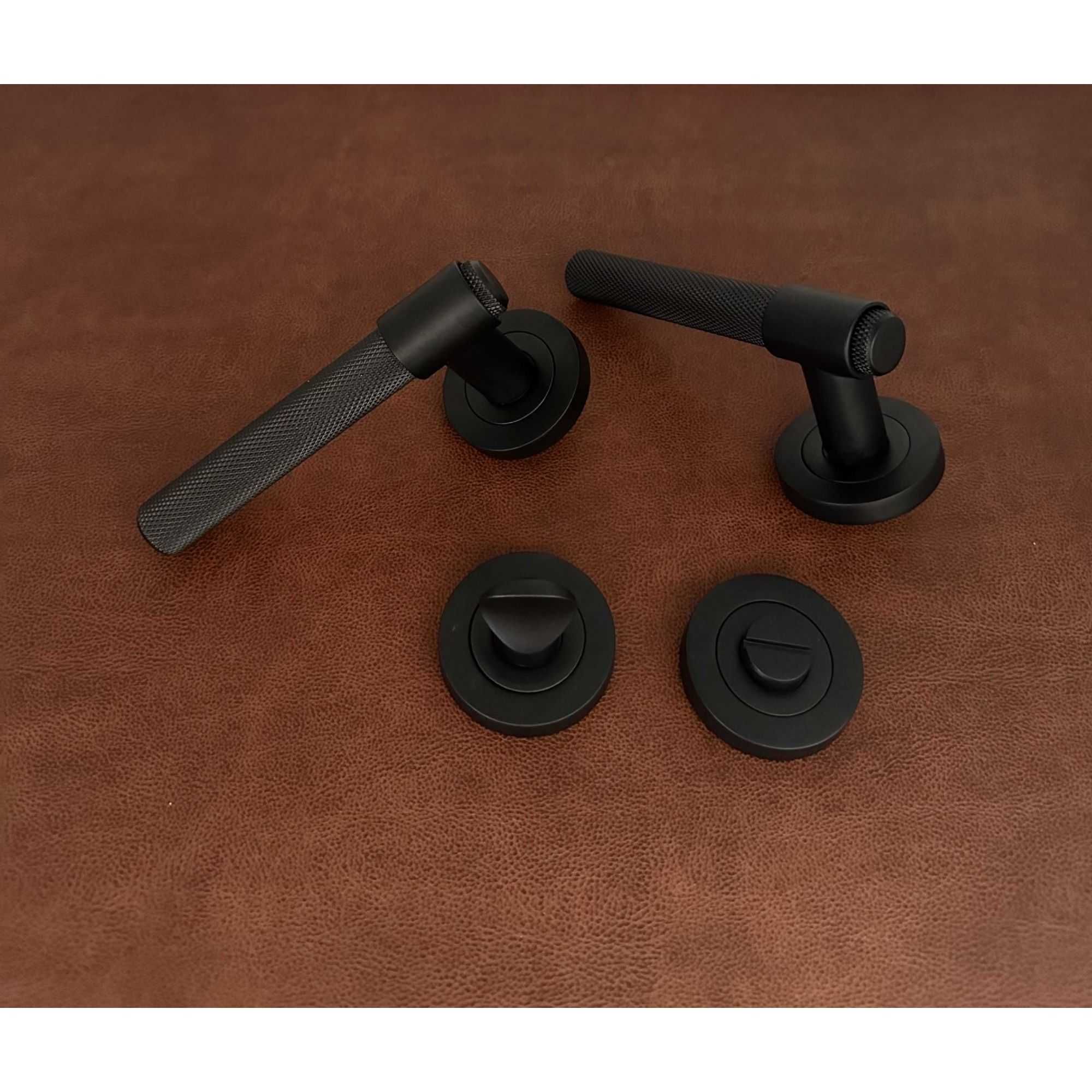 Özen Handles ZK62 Punch Mat Siyah Rozetli Wc Banyo Kapı Kolu 1 Takım ...